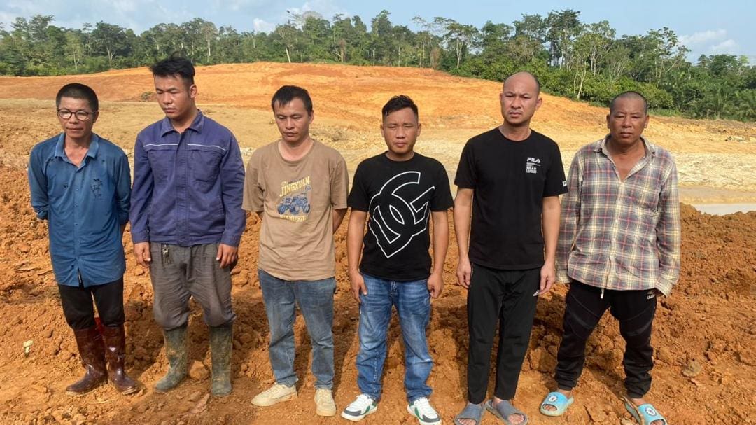 Chinese illegal mining linked to terrorism funding in Nigeria - Truth ...